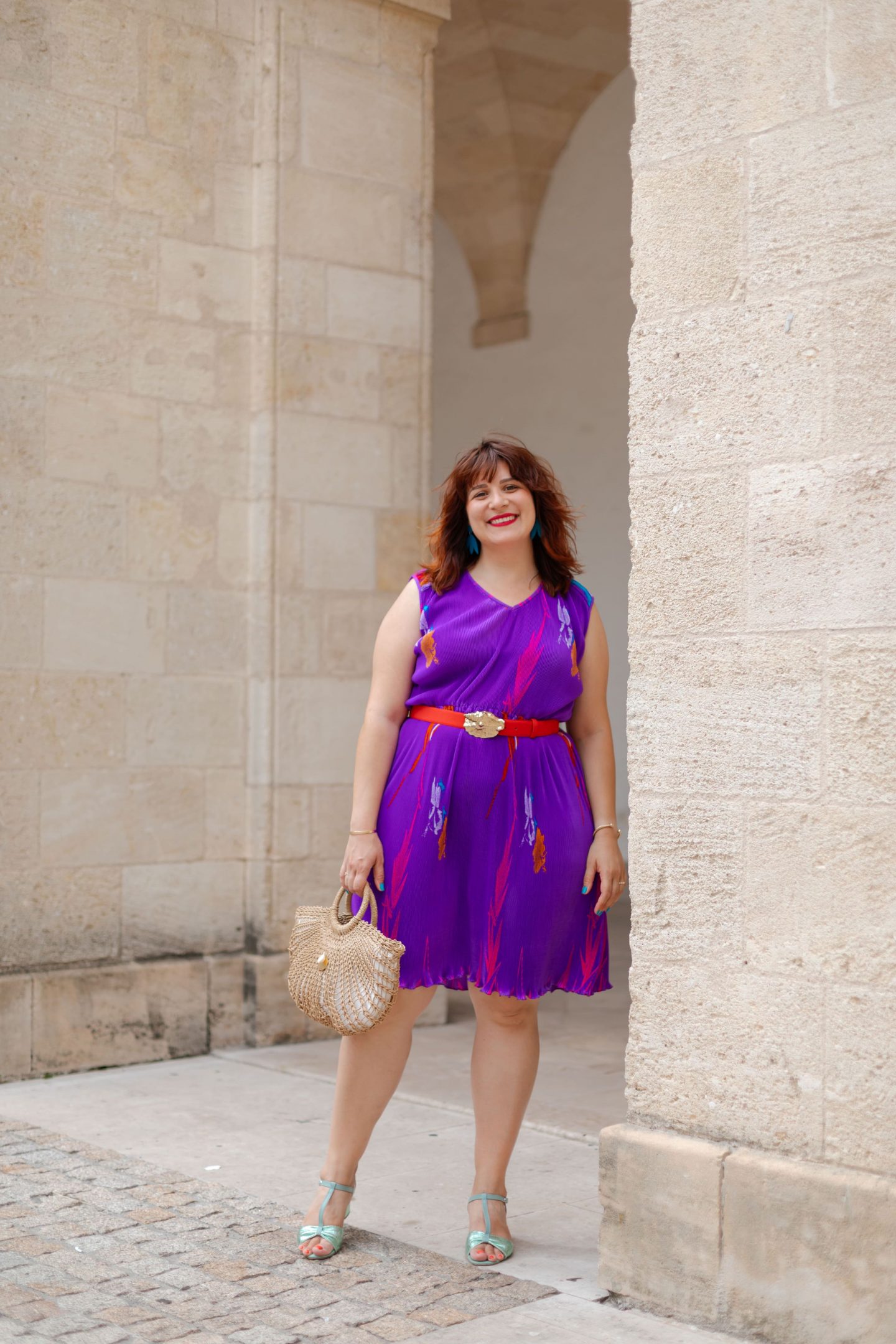 Ultra violet – https://mademoisellemodeuse.com/